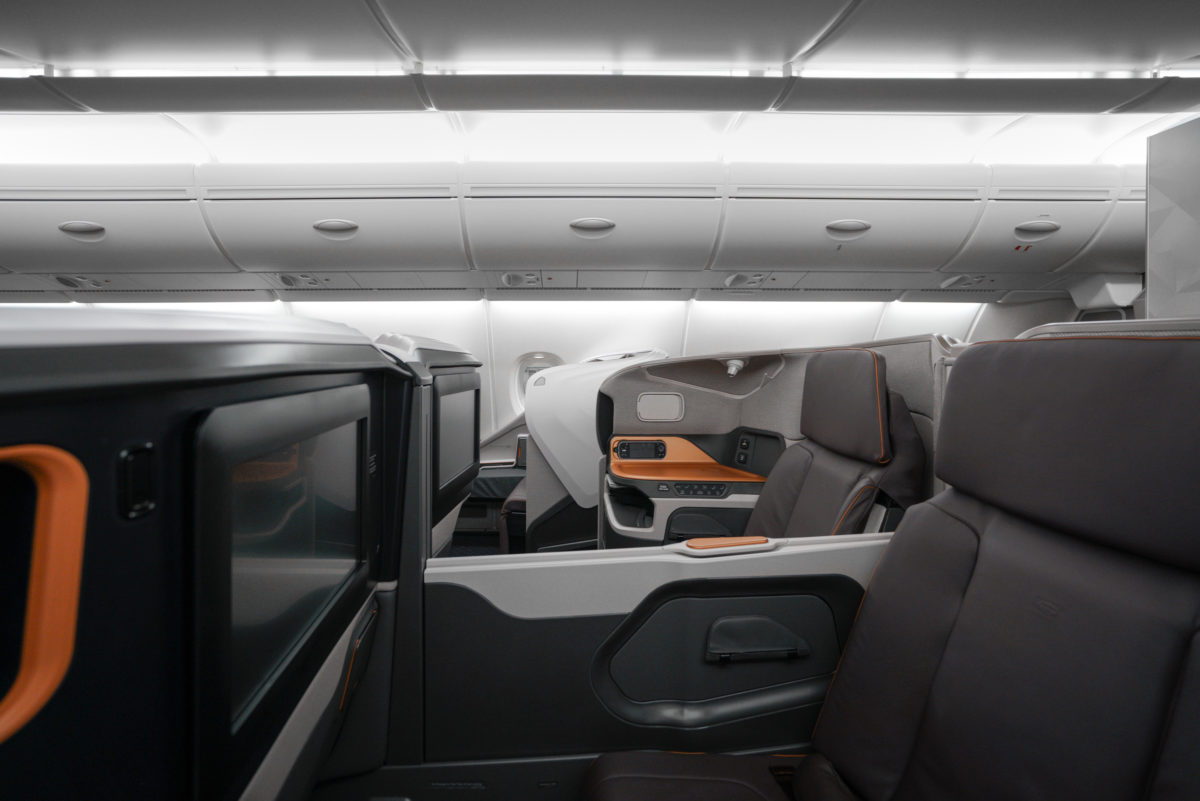 Singapore Airlines Business Class Review | Softer Volumes