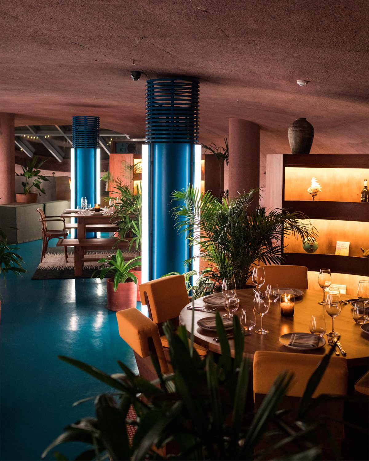 Fusion of Futuristic and Earthy Design at Dome Restaurant in Bali ...